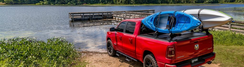 RetraxONE XR + Yakima HD Tall T-Slot Racks - Tonneau Factory Outlet